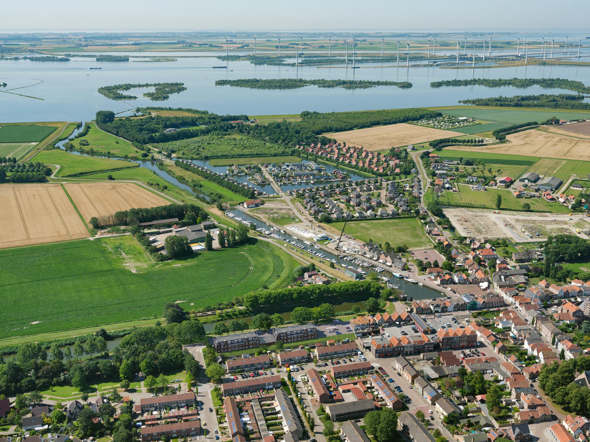 Vind een koopwoning in Oude-Tonge | Van Rossum Makelaardij